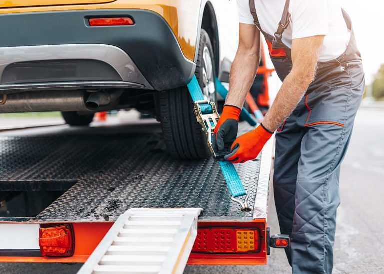 Towing Compared: Auto Insurance, Roadside Service, & Warranties